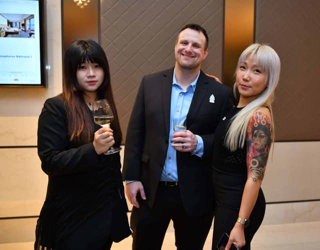 EOS Network - High-Performance Blockchain for Scalable dApps